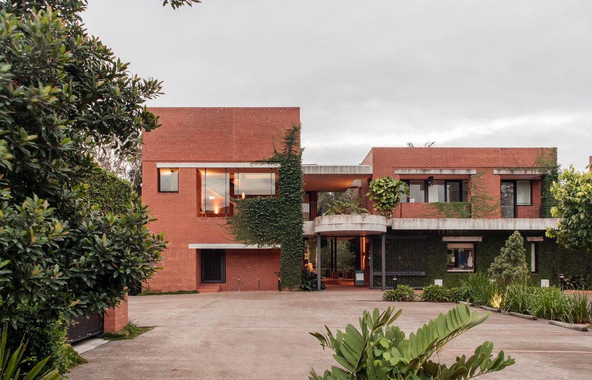 Cornerstone Stores - Cafe & Retail